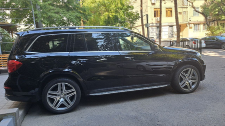 Продаётся автомобиль Mercedes-Benz GL 500 V 8 4 Matic