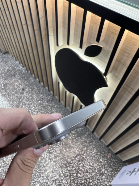 Iphone 15 pro 256 gb