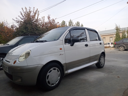 Matiz sotiladi sirochna