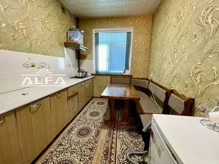 5-мкр.томонда жойлашган 1 хонали квартира ижарага берилади узок муддат