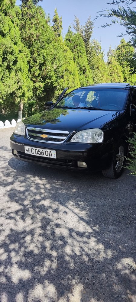 Lasetti full 3poz qora gbo 1.8 kobaltga barter bor