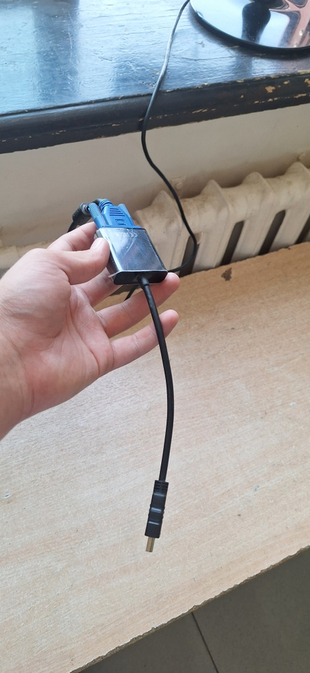 Монитор Samsung + VGA to HDMI в подарок
