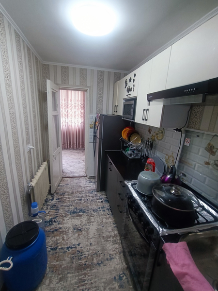 2 х кирпич площадь 57 м2 2/2 балкон 2 на 6 акфа рамы железная дверь