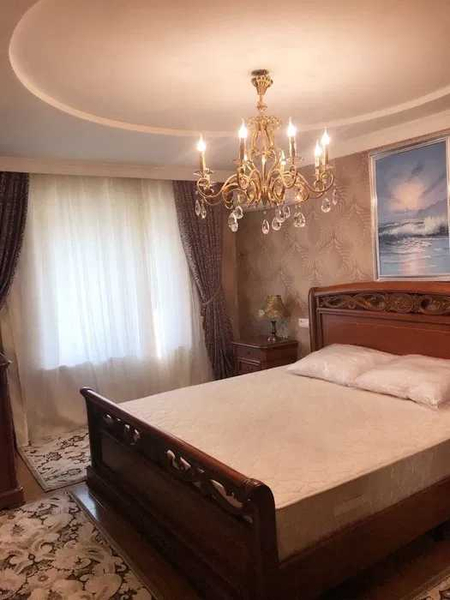 Сдам Аренда 3 ком. Гостиница Россия, Метро Ойбек, ул. Шота Руставелли