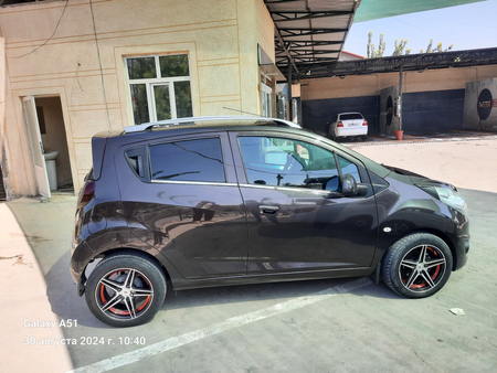 Спарк 4 позиция автомат идиал холатда сотилади