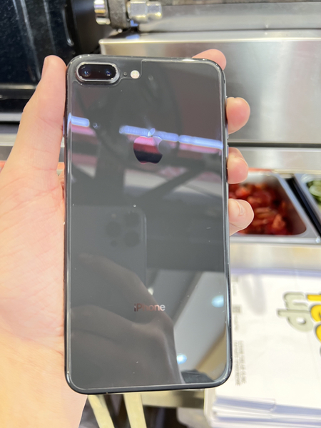 Iphone 8 plus ideal qora 64gb