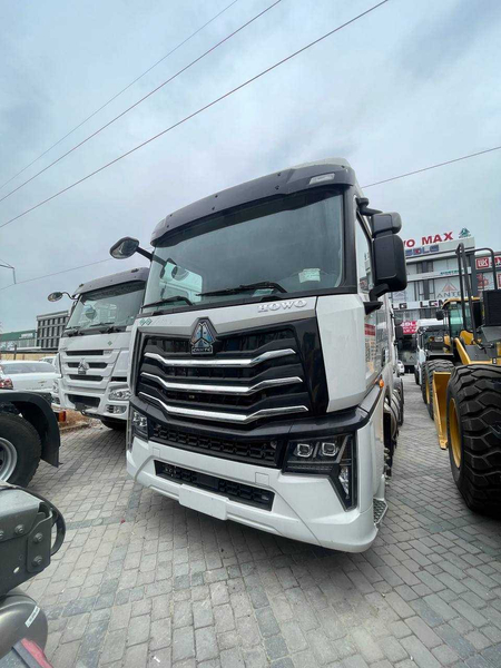 SHACMAN H 3000 tyagach nalichida