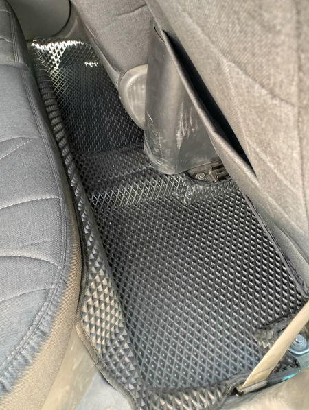 Chevrolet Spark moshinasi uchun Eva polik
