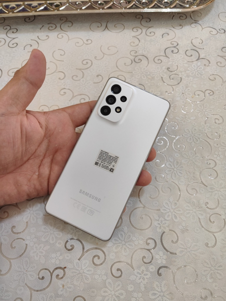 Samsung A73 sotiladi