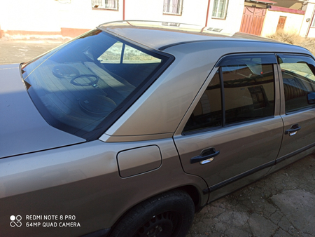 W124 Mercedes Benz Срочно сотилади