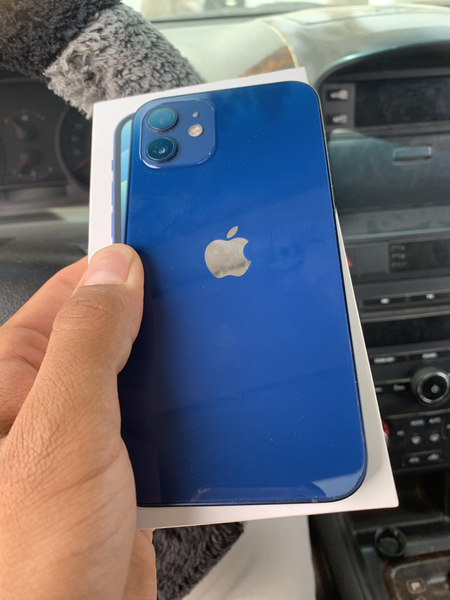Iphone 12 blue 64 gb ideal