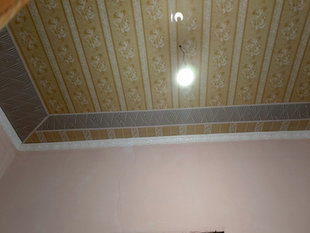 Hovli sotiladi 8 sotix 6xona