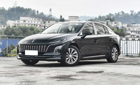 HongQi E-QM5 500 km ligi - 17000$
