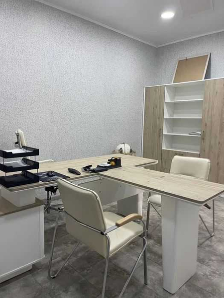 Офисное Помещение на Аренду 70 м² на М-Улугбекском районе (J1465)