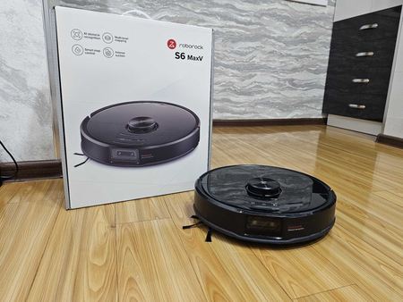 ПРОДАМ Roborock S6 MaxV (Флагман) Робот-пылесос / В полном комплекте.