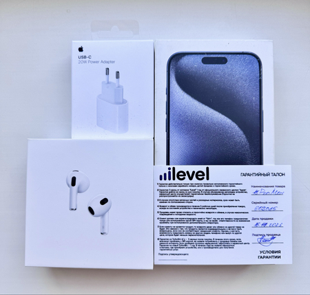 Original Iphone + Airpods