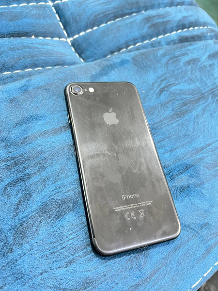 iPhone 7 sotiladi