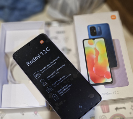 Redmi 12c 4/128g