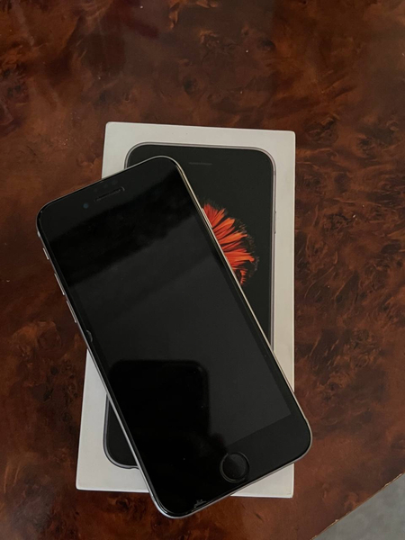 Iphone 6 sotiladi