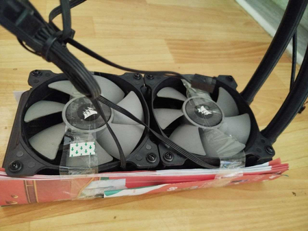 Водяное охлаждение Corsair