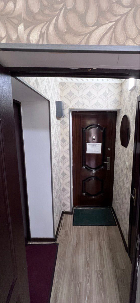 Чиланзар метро Хомза 1 комнатная кирпичка