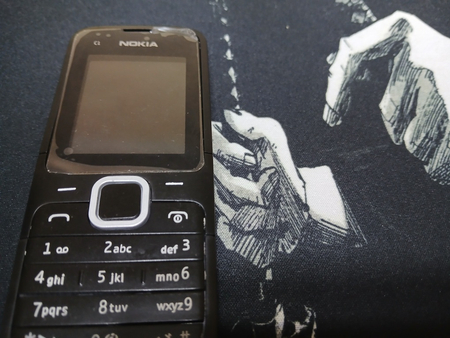 Assalom alekum telefon sotiladi Original Nokia C1 01