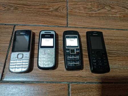 Nokia telefon 6700. N70. 3310