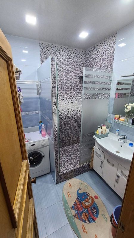 Госпит Продам 5в6/5/9 Капитал банк