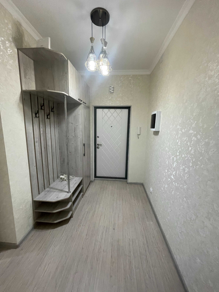 Сдаётся 2х ком квартира на ЖК Assalom sohil