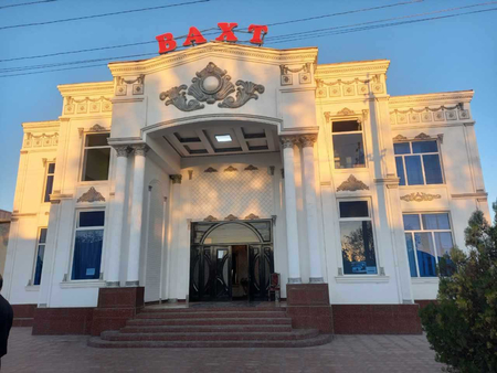 To'yxona  binosi sotiladi