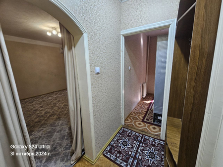 Продается 2 ком квартира с ремотом Ташсельмаш