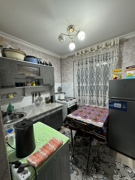 Срочно Продаётсия Квартира / Чиланзарский район / Ор-р Кафе Масква 24к