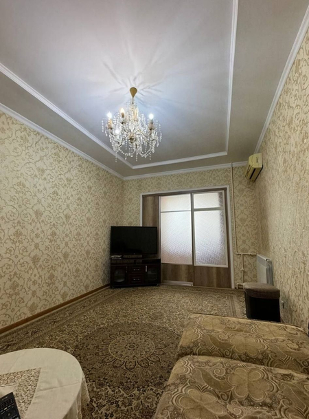 Сдаётся 2в3 комнатная квартира, ориентир : Госпитальный , Макро/ Центр