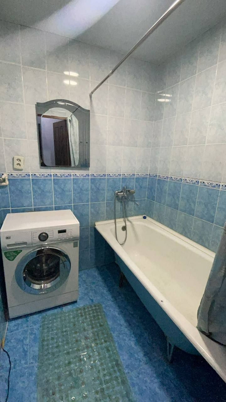Аренда первый этаж юнусабад 10 2/1/5