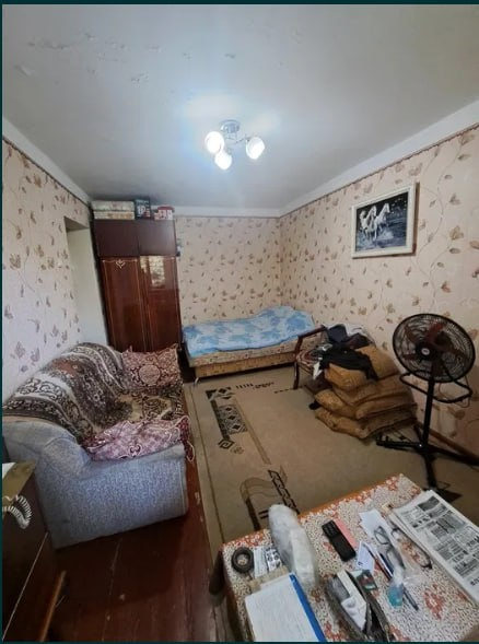 Чиланзар 9кв  1/3/4 Кирпич Балкон1*3м² Общ пл28м²
