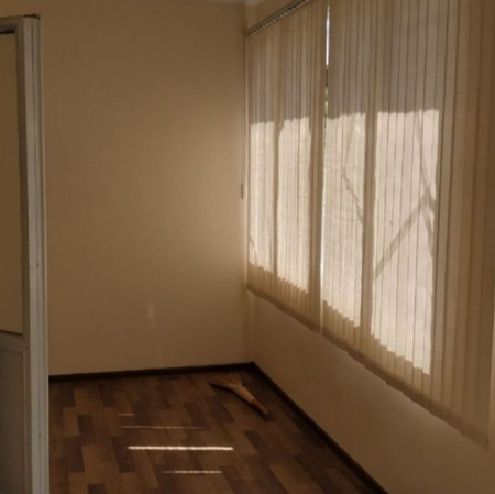M. Ulug'bek tumani Qorasuv 6. 300$