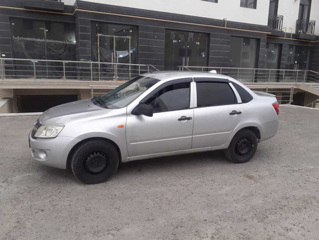 Срочно продам Lada granta 2013 Метан 4поколении.