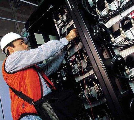 Профессиональные услуги по ремонту и обслуживанию ИБП (UPS)