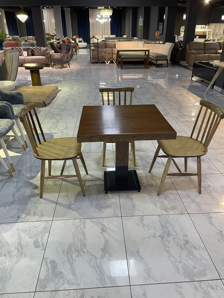 Stol stul kafe va restoranlarga