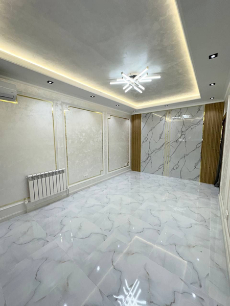 Срочно продается офисс. 2 ком, с подвалом, первая линия. Лисунова.