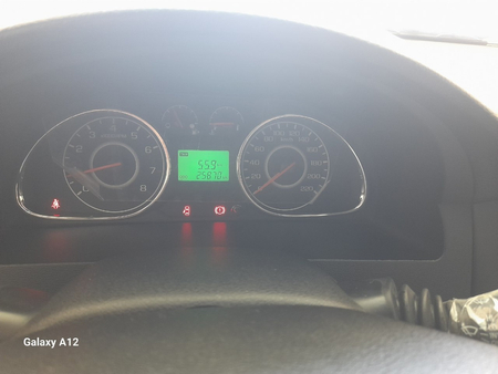 Jentra 2021 benzin/gaz