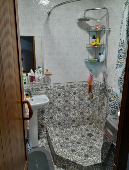 Yunusobod 6 kv 2*3/2/4 uy sotiladi