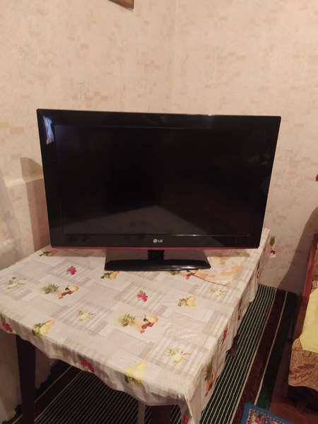 LG телевизор диагонал 32 б/у