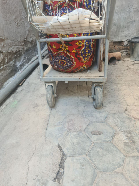 Arava sotiladi sróchni
