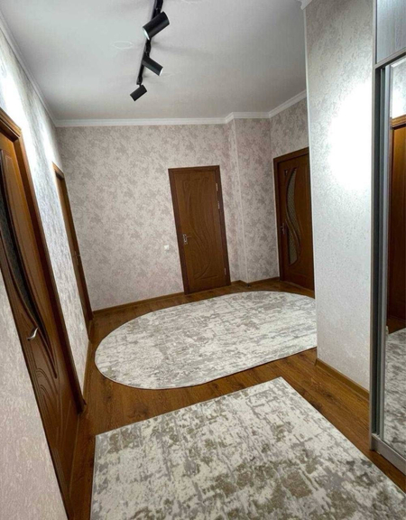 Миробод тумани ГАБУСда 2/3/6, 70 м2 квартира сотилади. Нукус кучаси