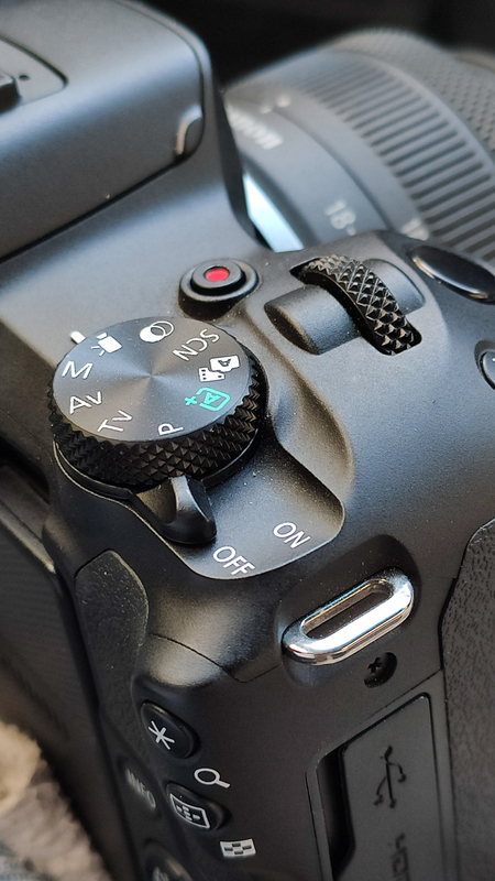 Canon R50 4K Komplekt