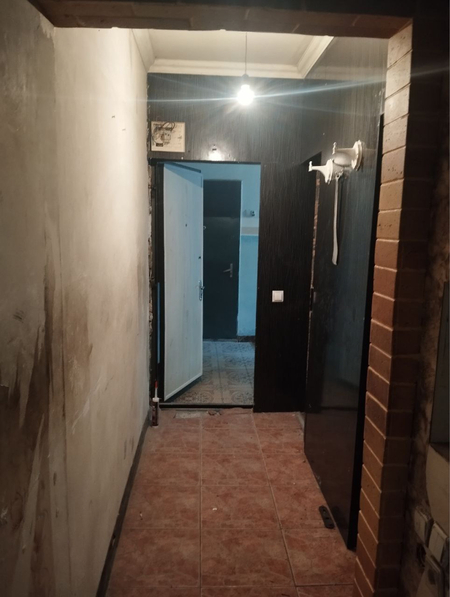 Chilonzor 21kvartal 2xona 1etaj Zerkalka 54kv srochni