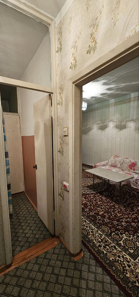 Чиланзар 11кв  1/4/4  1,5+3м²  33м²