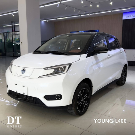 Young L 400  year2024