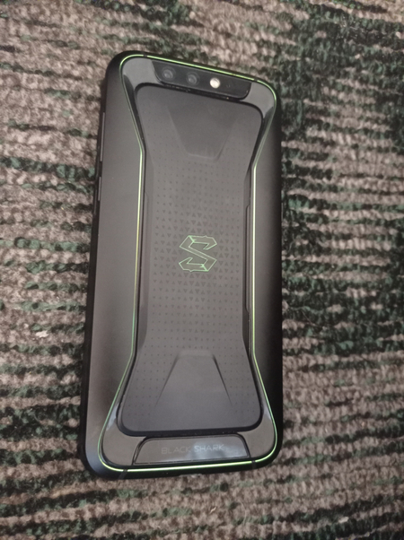 Black shark 1 8/128gb srochna sotladi